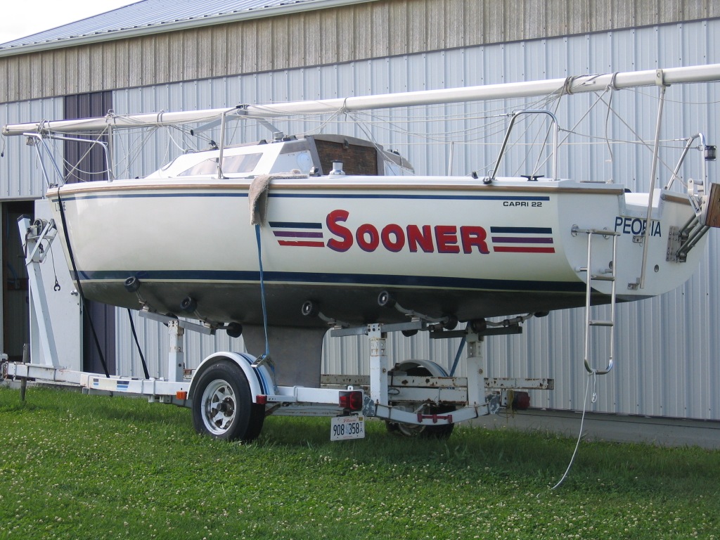 SailNow: Catalina Capri 22 Wing Keel